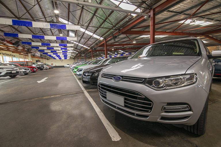 About Us | Universal Motor Auctions