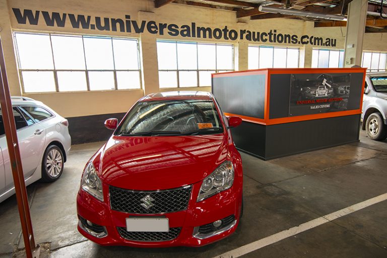 About Us | Universal Motor Auctions